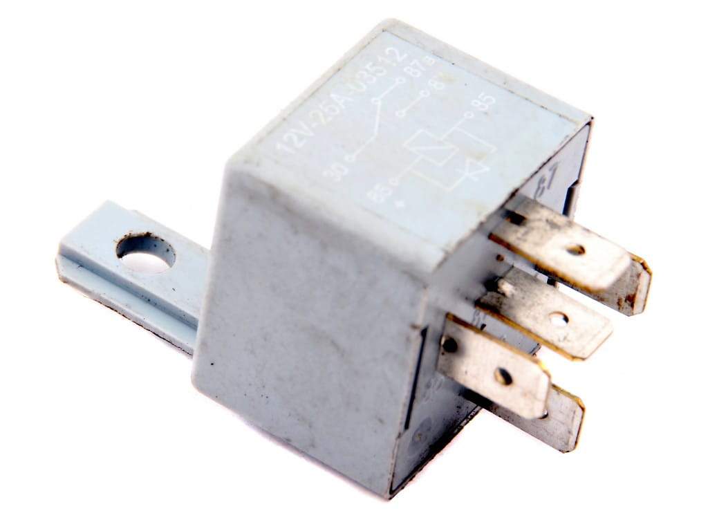 Cartier Relay Citroen Peugeot Renault 03512 12V-25A • Parts for ...
