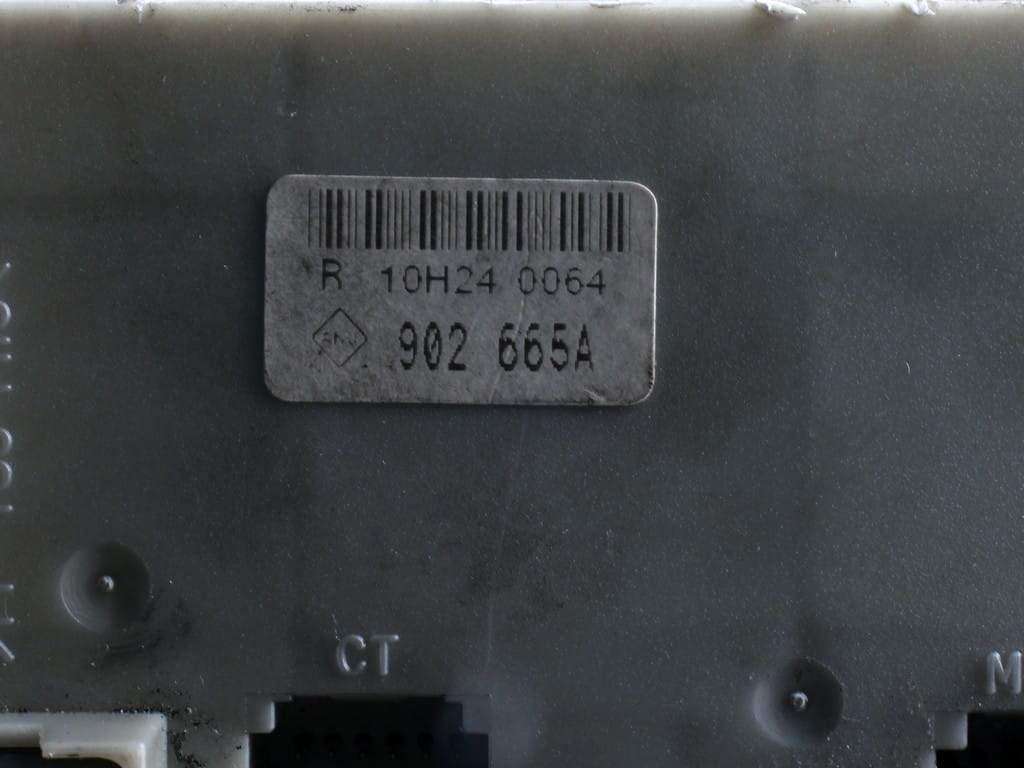 BSI BSM UPC Control Module Fuse Box Clio III 05-12 Modus 04-12 902665A ...