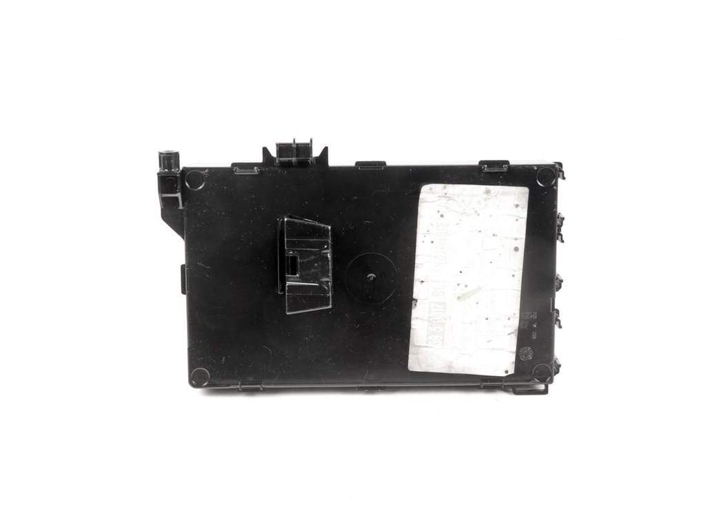 UCH BSI Control Module Fuse Box Renault Clio II 97-05 8200621762 ...